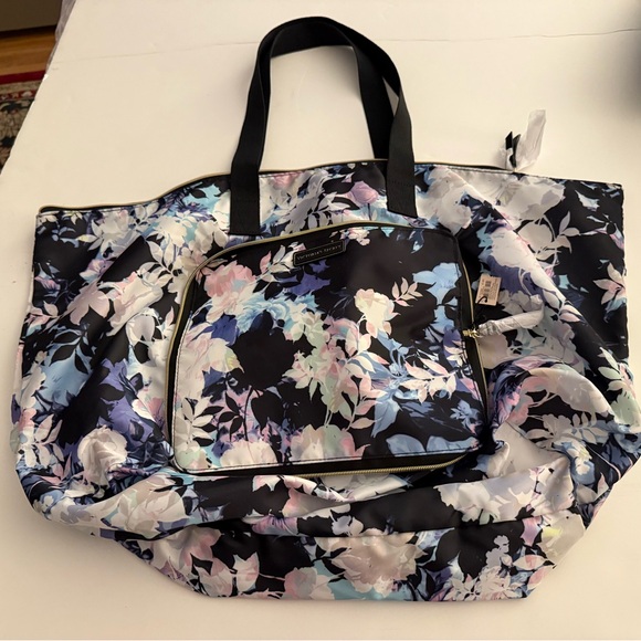 Victoria's Secret | Bags | New Vs Getaway Packable Weekender Bag | Poshmark